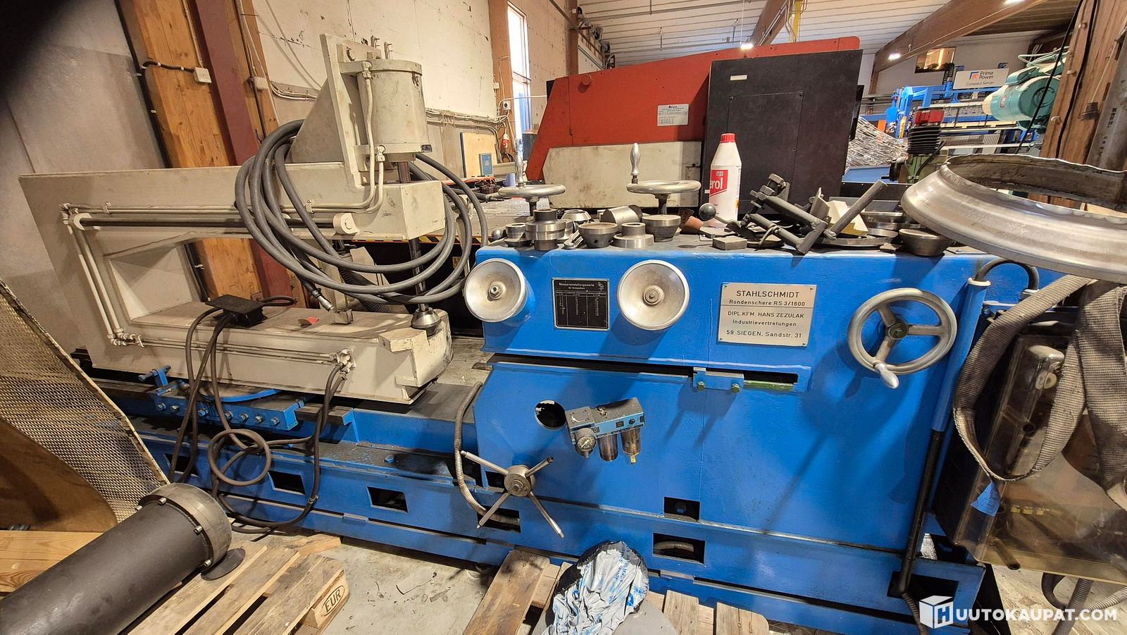 Rotary cutter for workpieces up to 2400 mm, throat depth 1250 mm, sheet ...