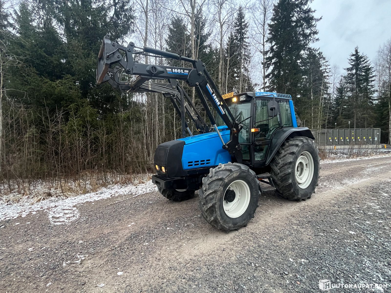 Valtra 6400 with loader, 2003, Kankaanpää | Huutokaupat.com