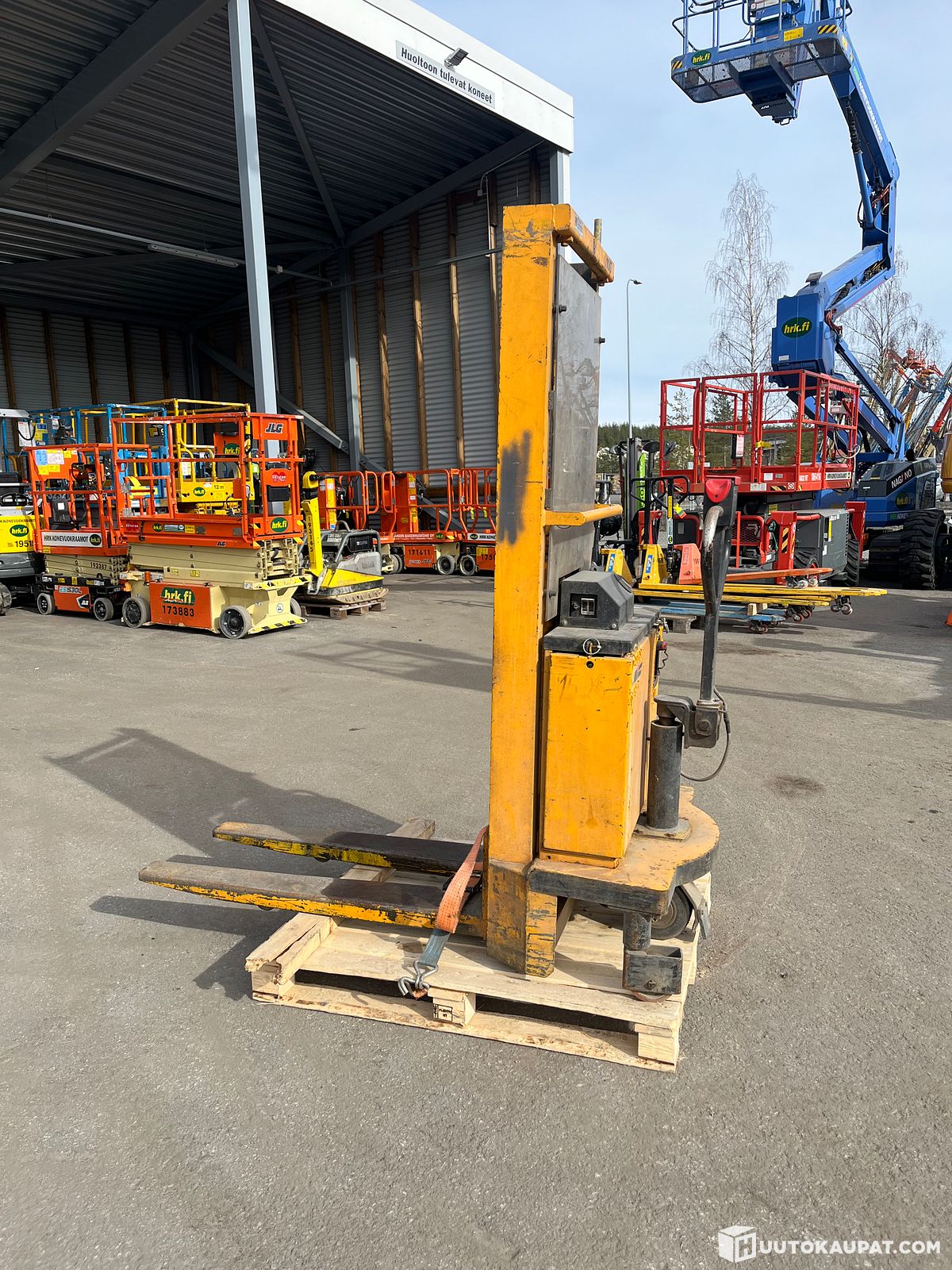 MIC GBA10 viallinen pinoamisvaunu, eli pinkkari, Kangasala ...