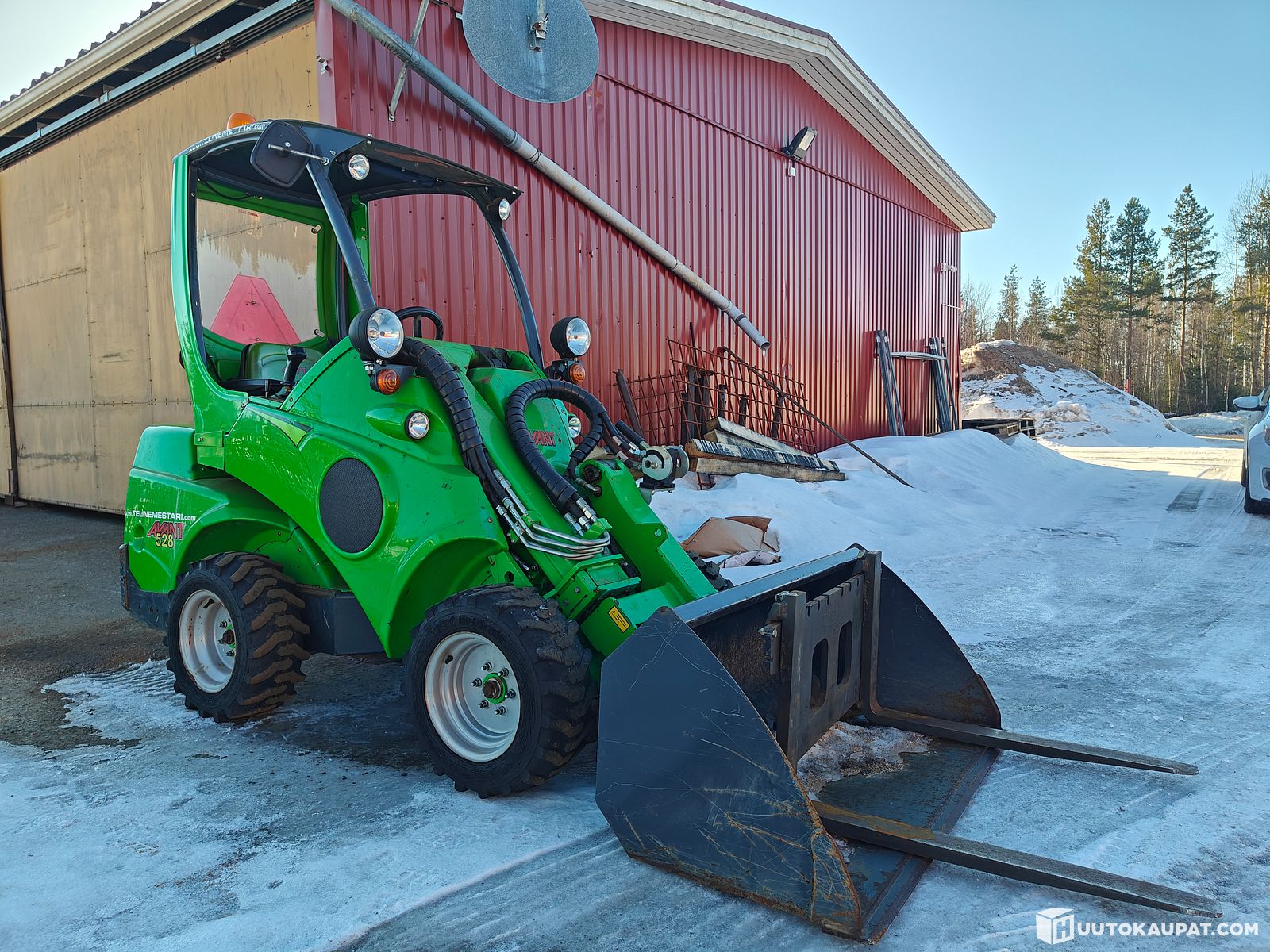 Avant 528 kuormaaja, Oulu | Huutokaupat.com