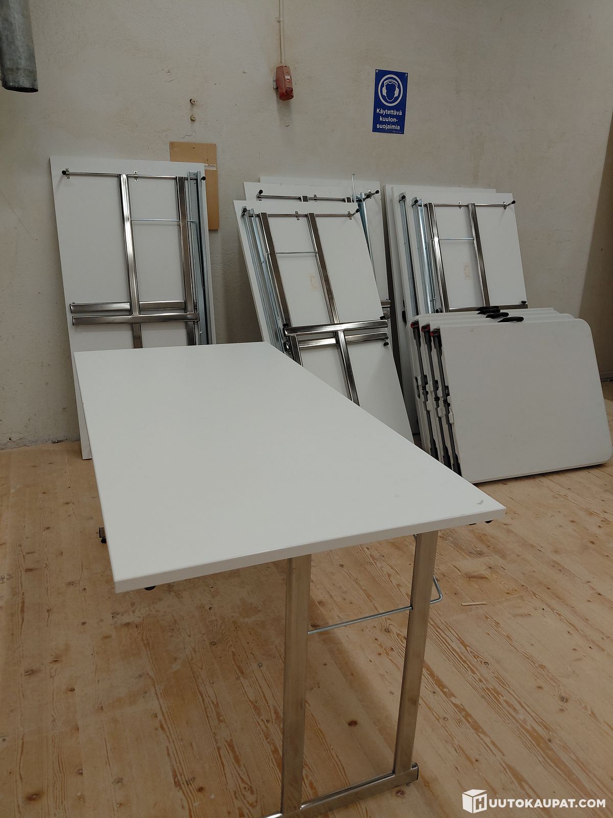 8 folding tables., Oulu | Huutokaupat.com