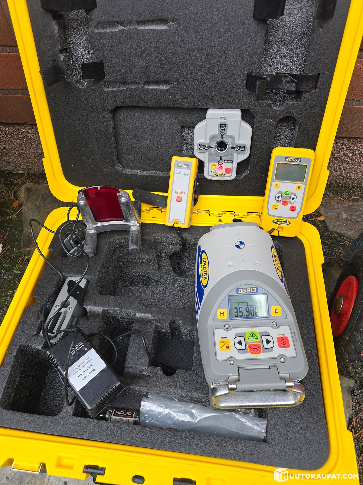 Putkilaser Spectra Precision DG813, Vantaa | Huutokaupat.com