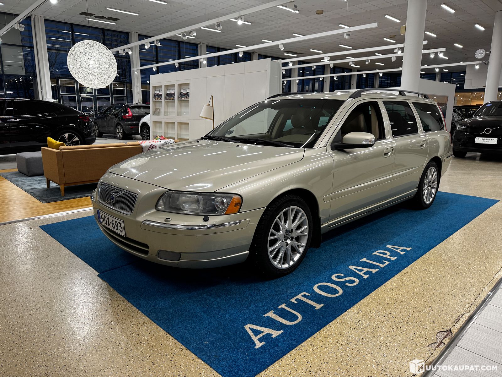 Volvo V70 2 5T Classic Aut 2006 Kotka Huutokaupat Volvo V70 2 5T Classic Aut 2006 Kotka Huutokaupat