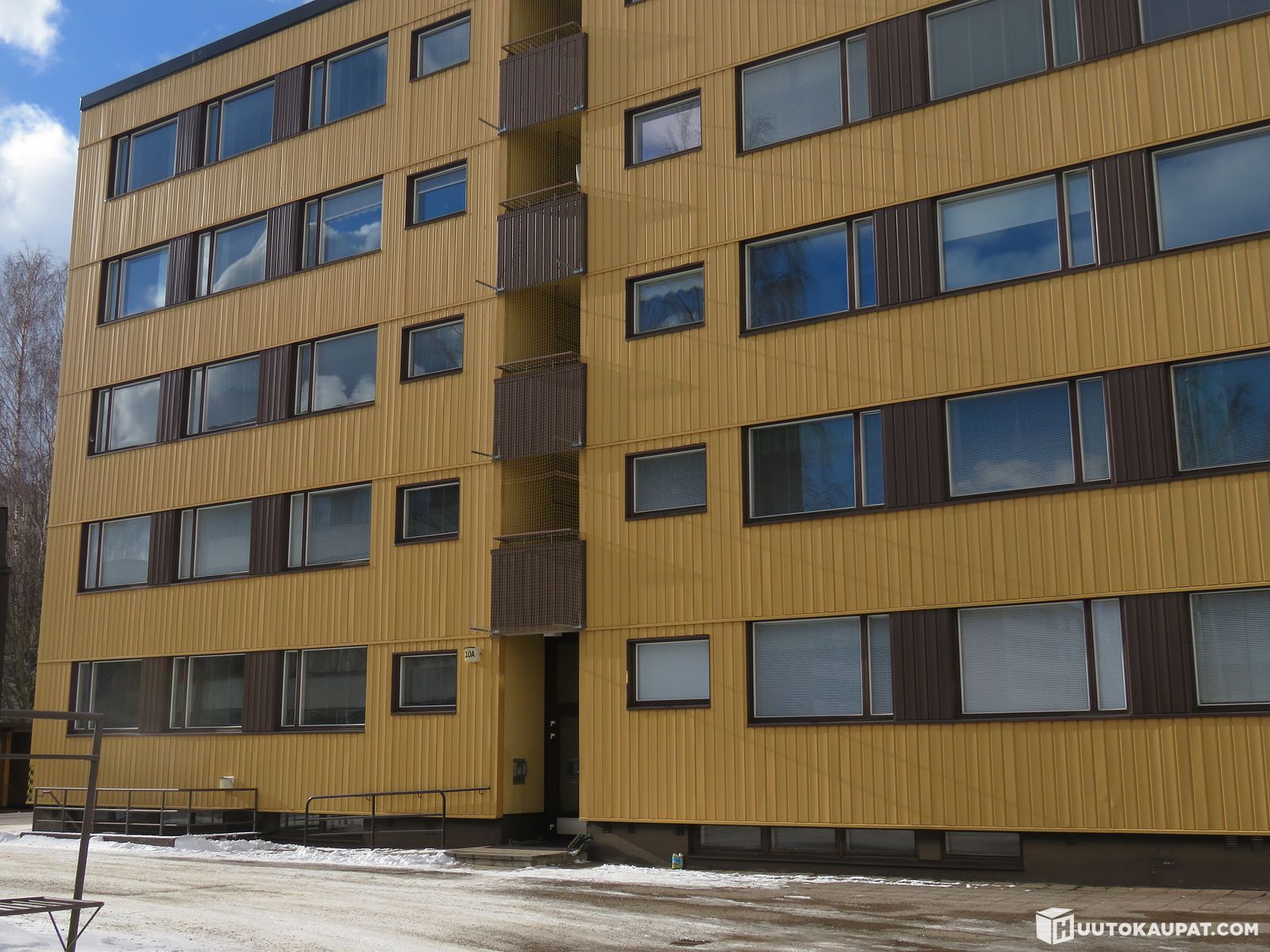 Ulosmitattu kerrostalohuoneisto (3h+k) Raumalla / Utmätt höghuslägenhet ...