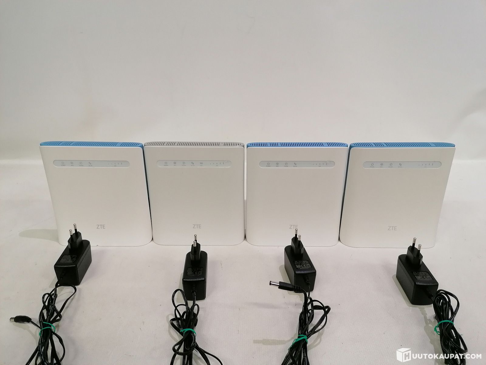 4 Kappaletta ZTE 4G Reitittimiä 3 x ZTE MF286D ja 1 x MF286A, Riihimäki ...